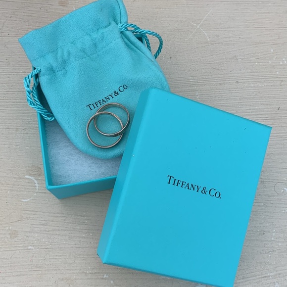 Tiffany & Co. | Jewelry | Tiffany Co Sterling Silver Interlocking Rings ...